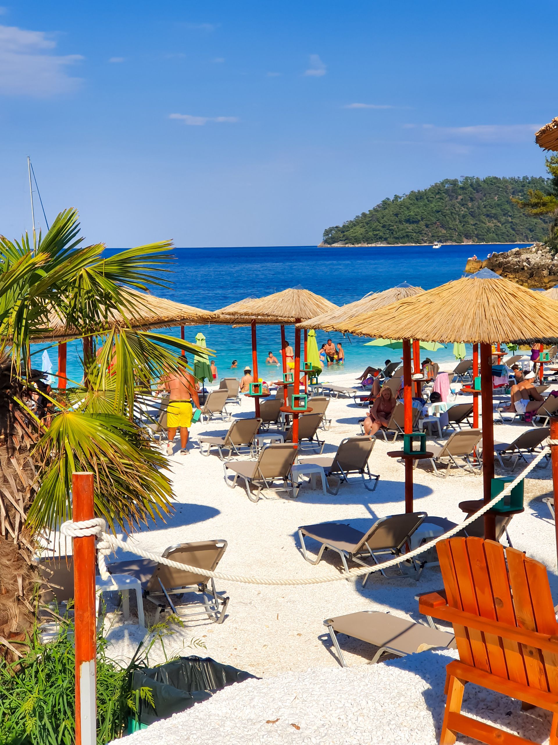 Plaja Vathy Marble, Thassos - Grecia de Weekend