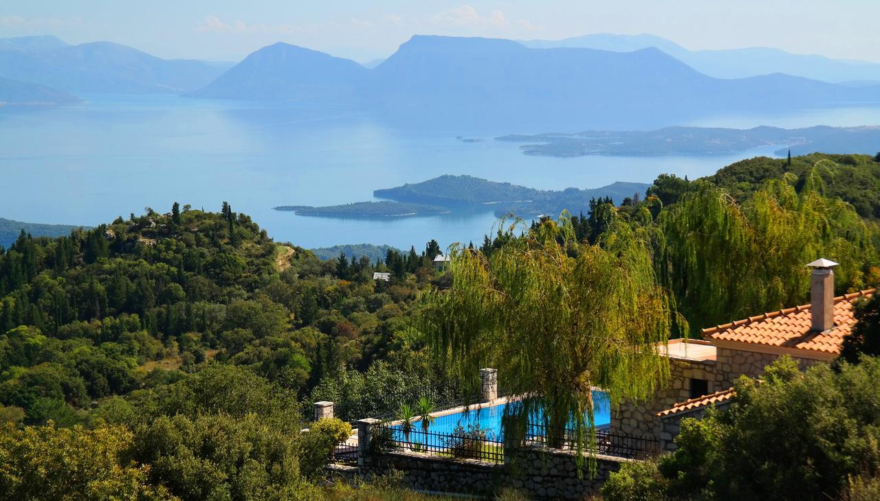 3 case de vacanta recomandate in Lefkada - Grecia de Weekend