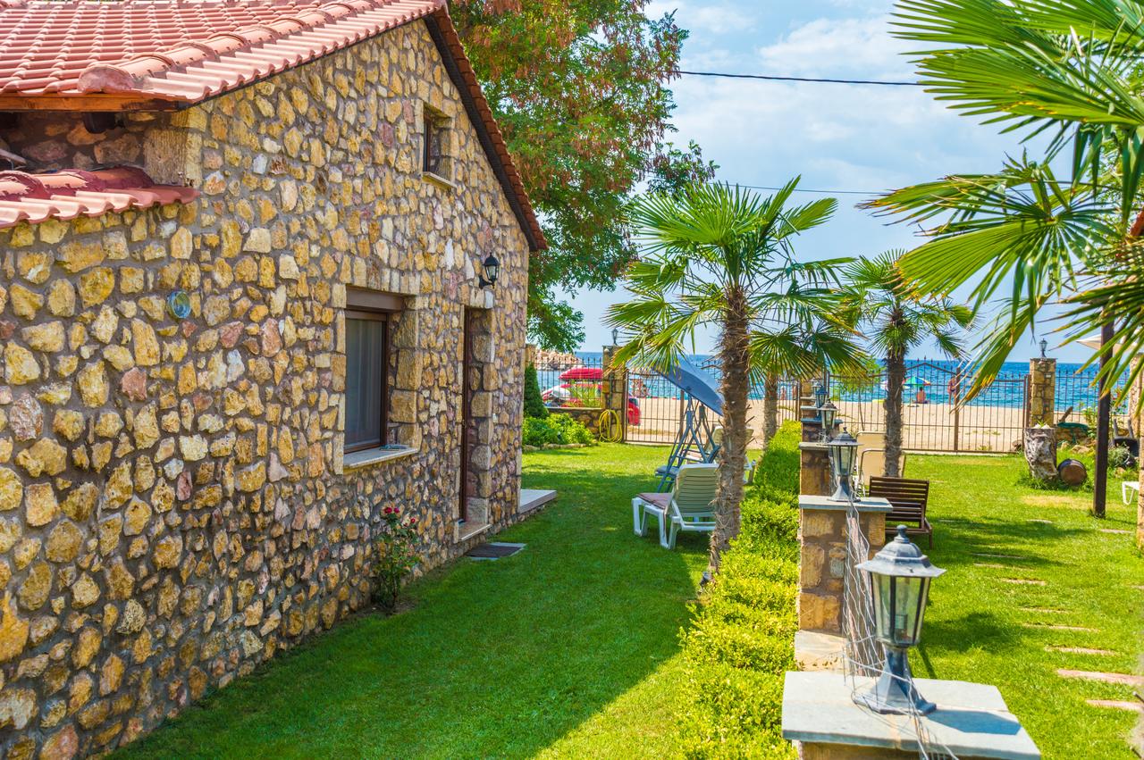 5 case de vacanta la malul marii in Thassos - Grecia de Weekend